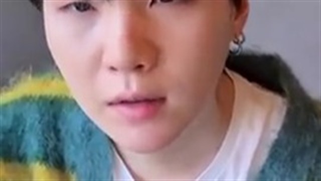 BTS 'Life Goes On' (Video Call ver.) - SUGA - نماشا